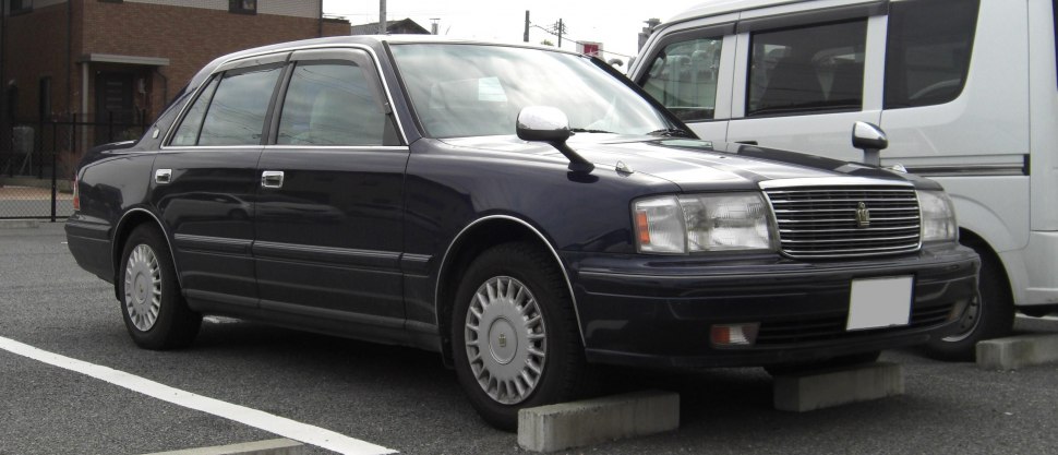 Toyota Crown technical specifications and fuel economy